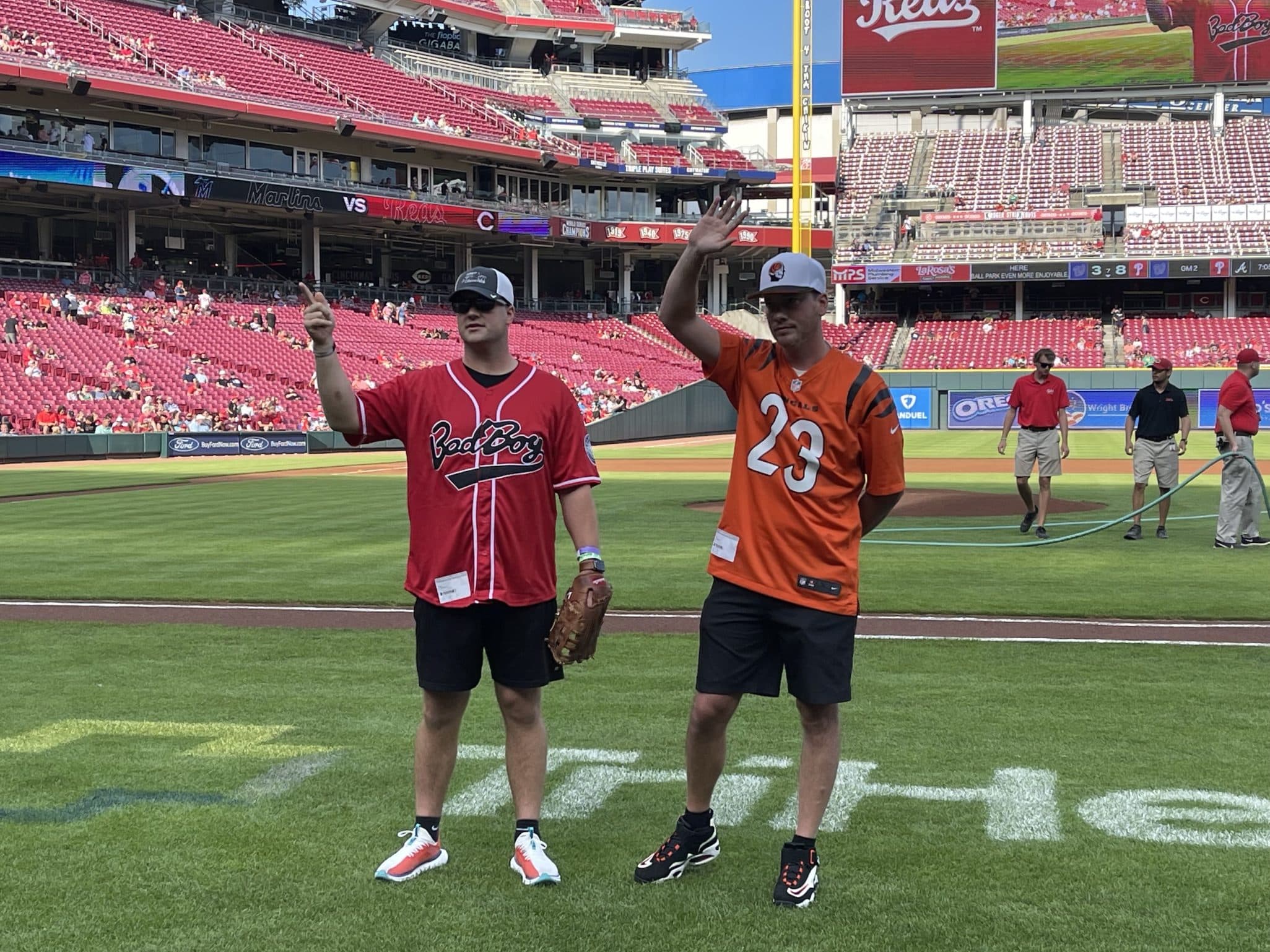 Cincinnati Reds Gallery - First Star Logistics